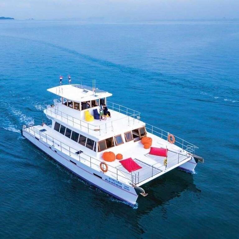 Phuket Floating Party Boat Yona Beach Club Ticket Price | Phuket Dream ...