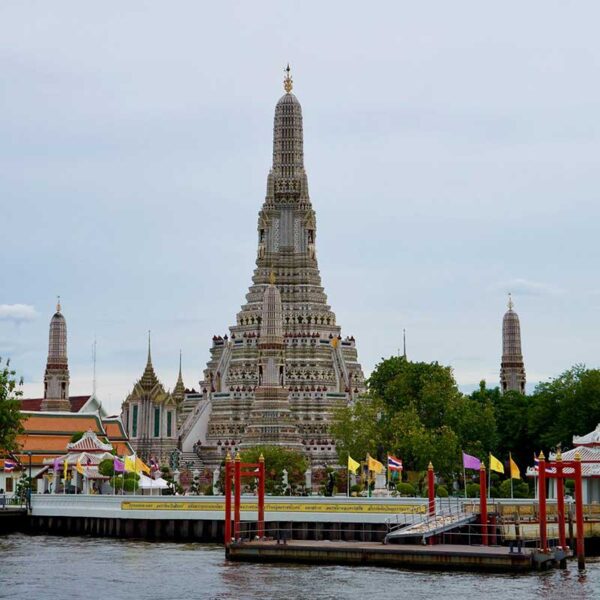 Iconsiam Bangkok Sunset Dinner Meridian Cruise